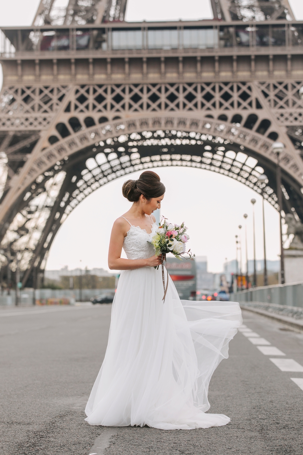 Pre-wedding photo shoot in Paris - Gabi Alves